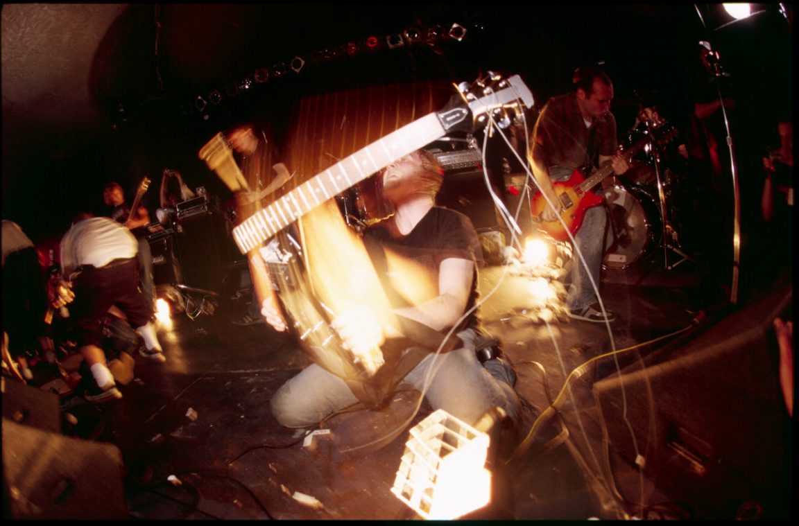 BOTCH - Erster neuer Song nach 20 Jahren - earshot.at