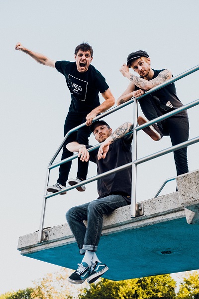 ITCHY - Kündigen neues Album für Sommer an - earshot.at